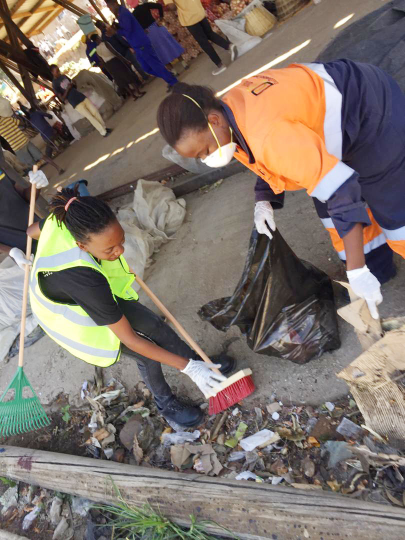 ZCDC clean Sakubva Market in Mutare - Zimbabwe Consolidated Diamond Company