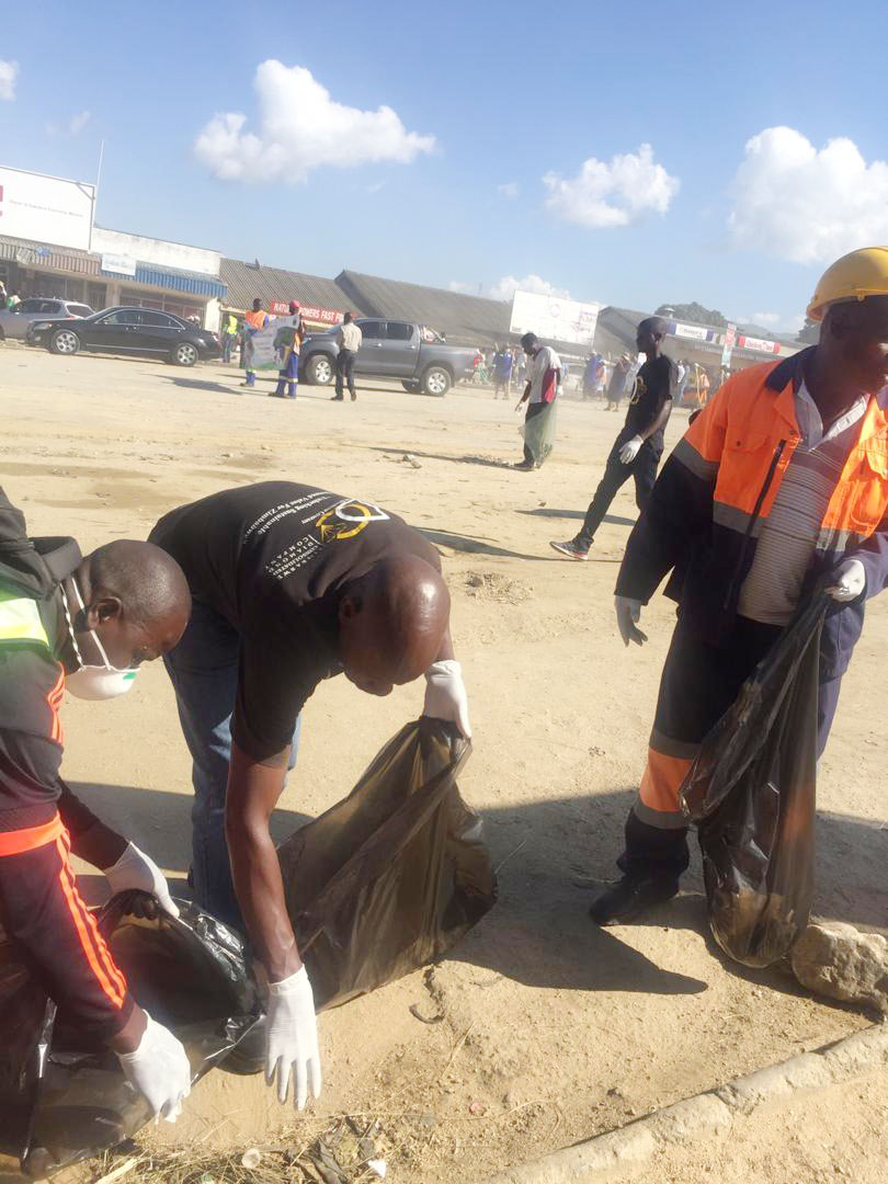ZCDC clean Sakubva Market in Mutare - Zimbabwe Consolidated Diamond Company